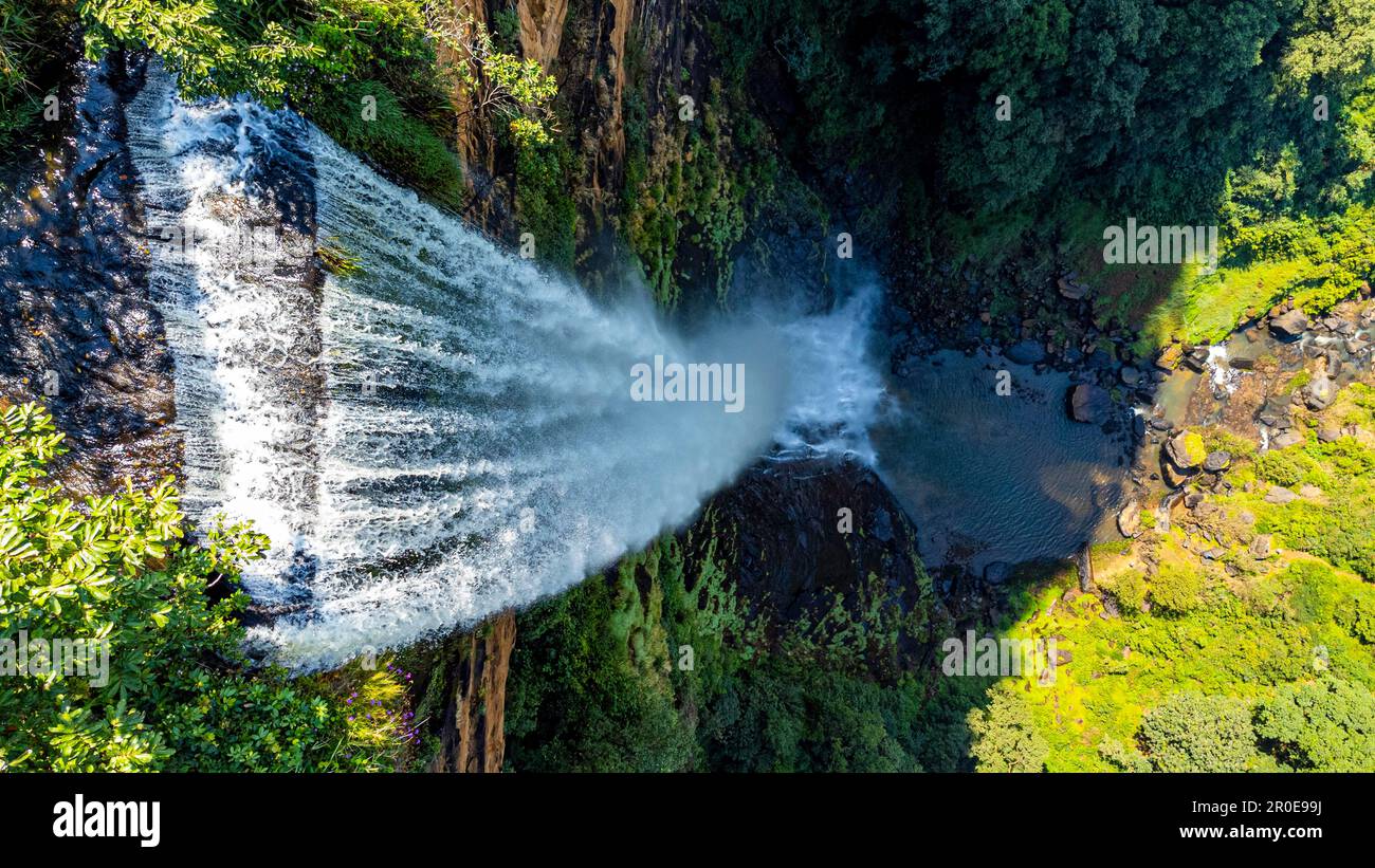 Water cascade waterfall african hi-res stock photography and images - Alamy