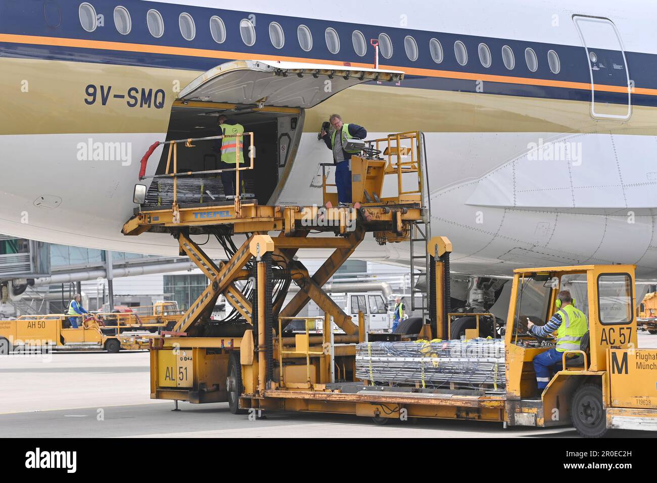 Impressions from Franz Josef Strauss Airport in Munich on May 8th, 2023. Handling, loading of a ...