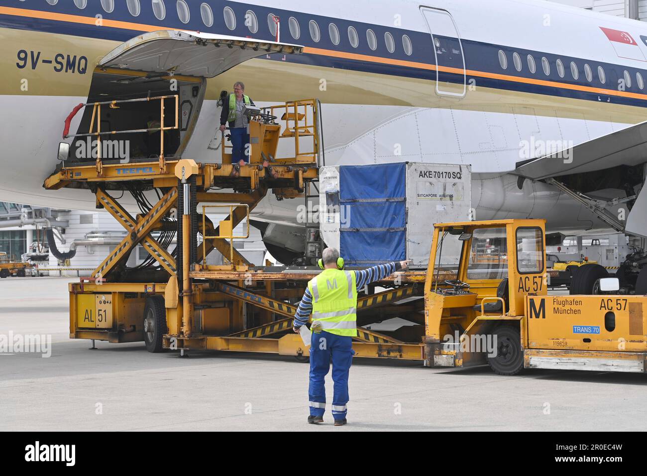 Impressions from Franz Josef Strauss Airport in Munich on May 8th, 2023. Handling, loading of a ...
