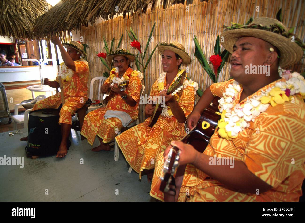 Musiker, Band Tamarii Himene, Public Marché, Papeete, Tahiti ...