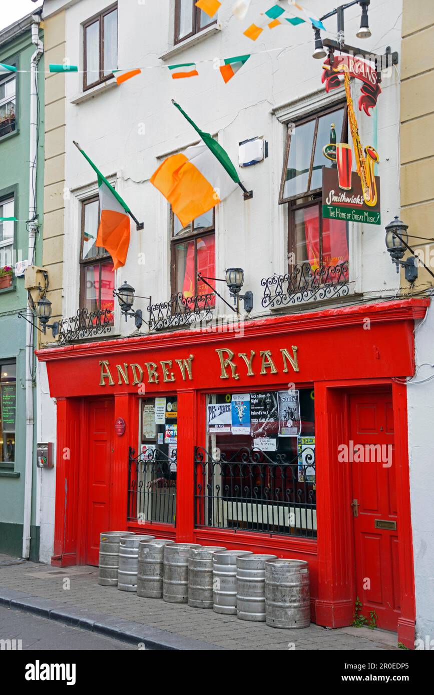 Andrew Ryan Pub, Kilkenny, Ireland Stock Photo - Alamy