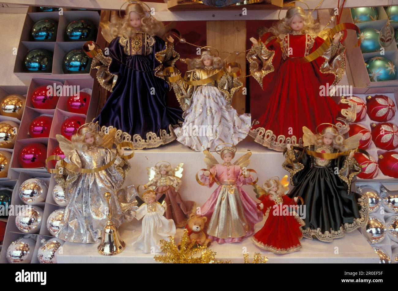 Christmas decorations at the Nuremberger Christkindlesmarkt, Christmas ...