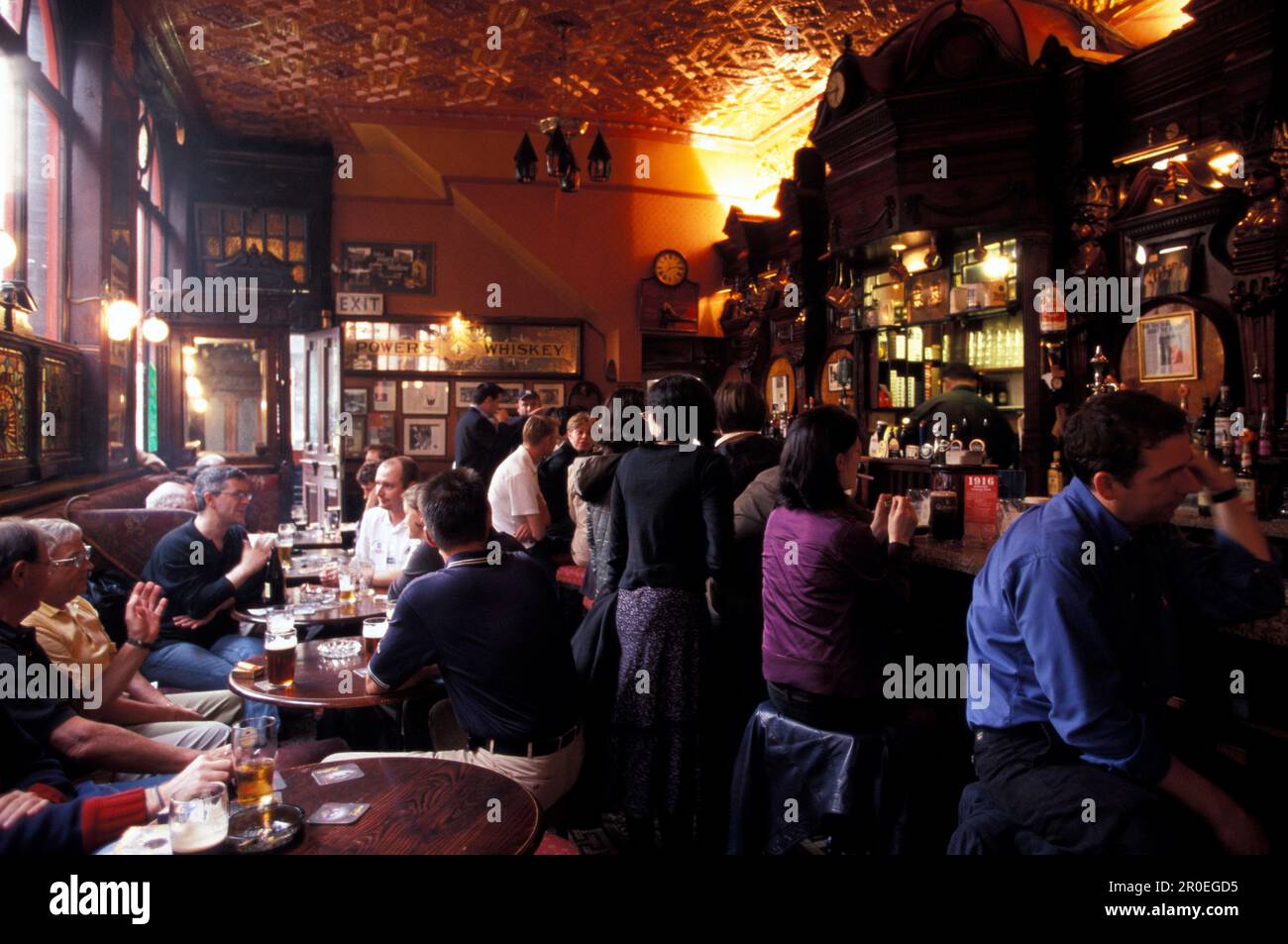 The international bar hi-res stock photography and images - Alamy