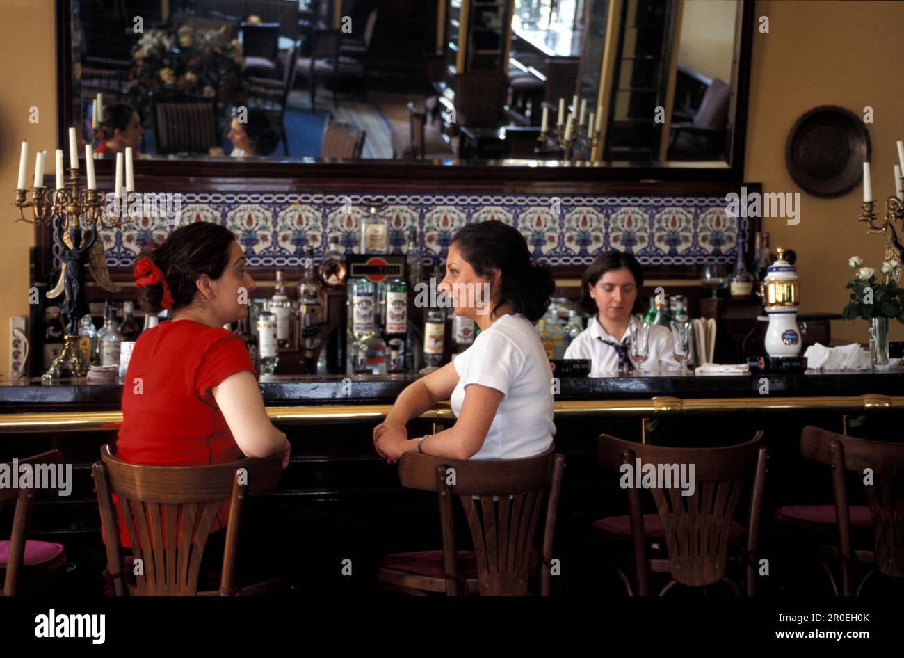 Bar, Pera Palas Hotel, Beyoglu, Istanbul Turkey Stock Photo - Alamy