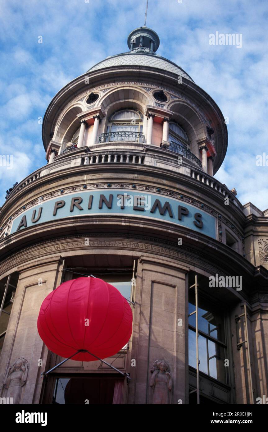 Departmentstore hi-res stock photography and images - Alamy