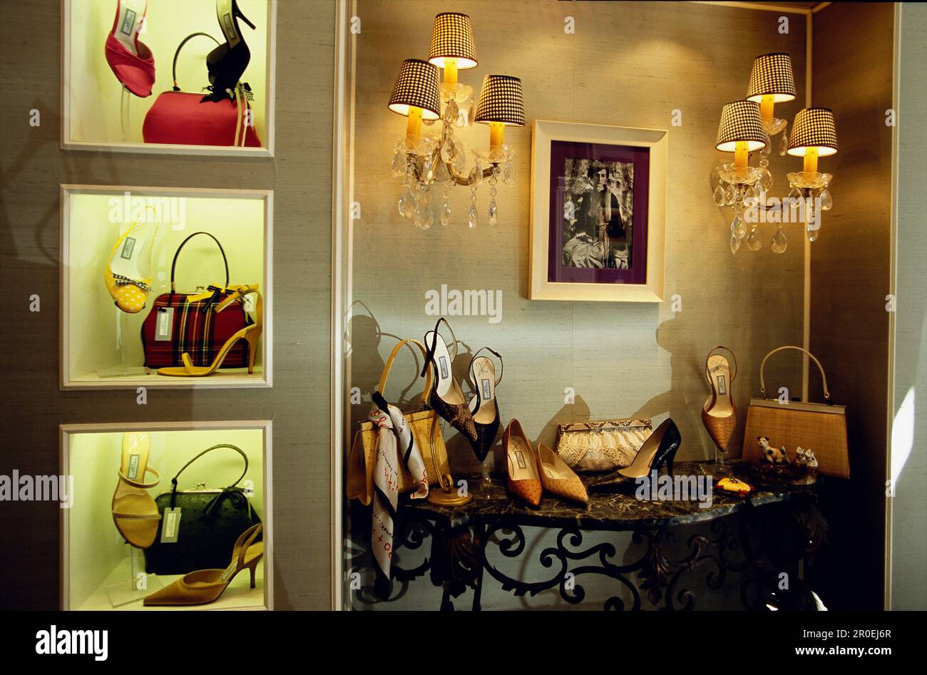 Vassilis Zoulias, Old Athens Shoes, Syntagma Athens, Greece Stock Photo ...