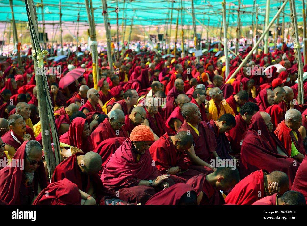 Buddhist monks, Kalachakra initiations by the Dalai Llama, Choklamsar ...