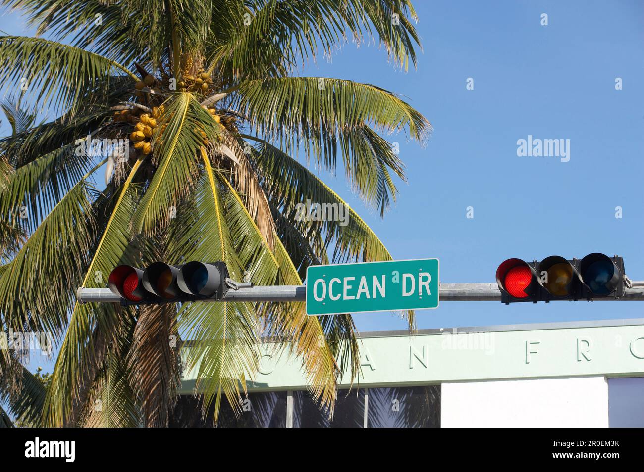 Traffic Lights, Sign, Ocean Drive, South Beach, Miami Florida, USA ...