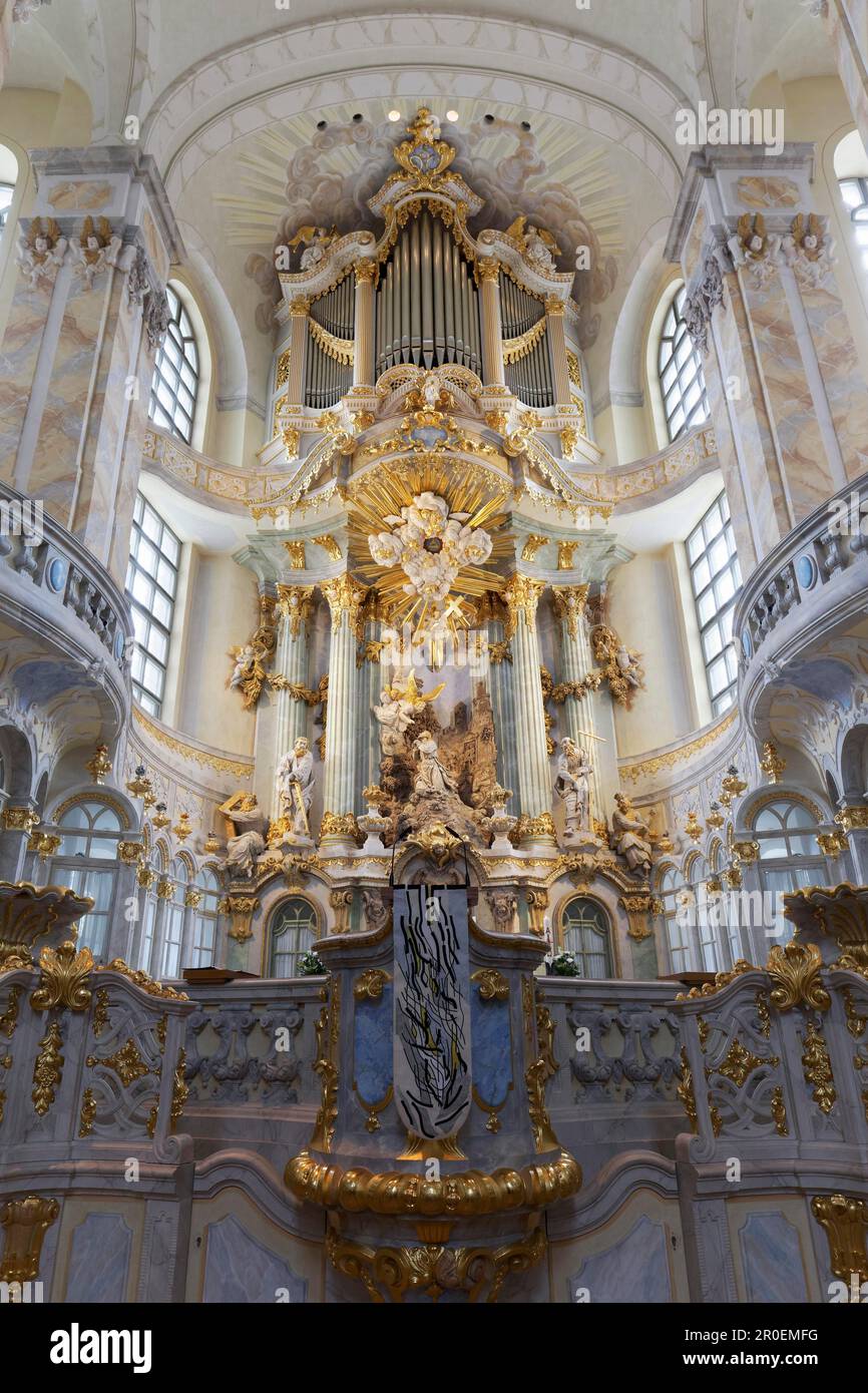 Church of Our Lady, baroque chancel with organ, Dresden, Saxony ...