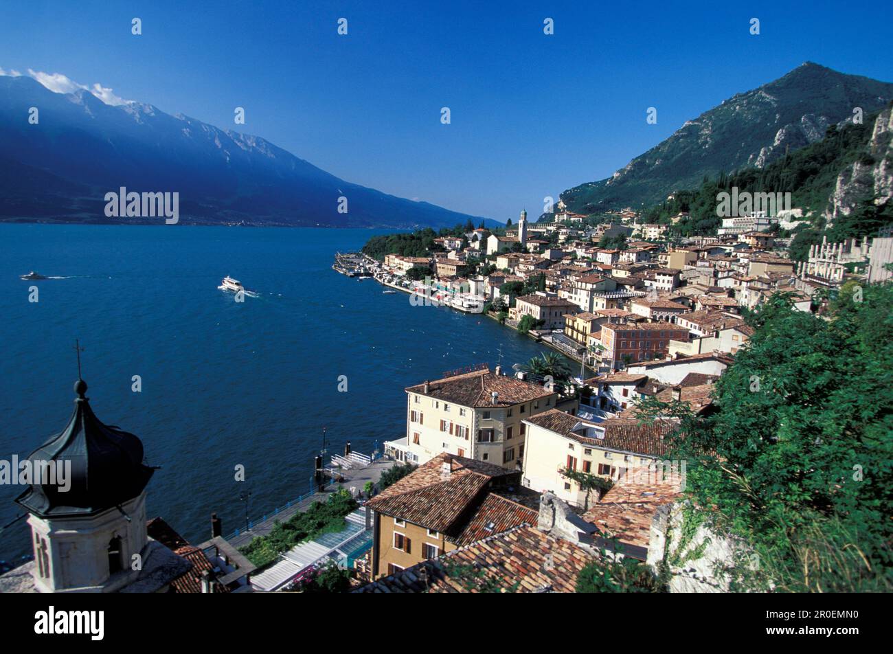 Lake garda east shore hi-res stock photography and images - Alamy