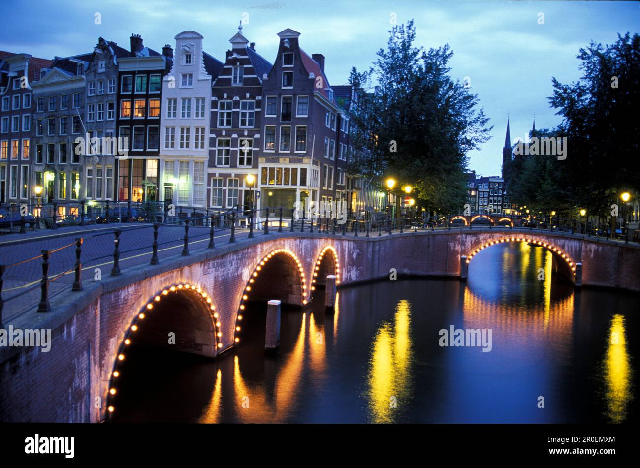 Magere Brug, Magere Bridge in the evening, drawbridge, Amstel river ...