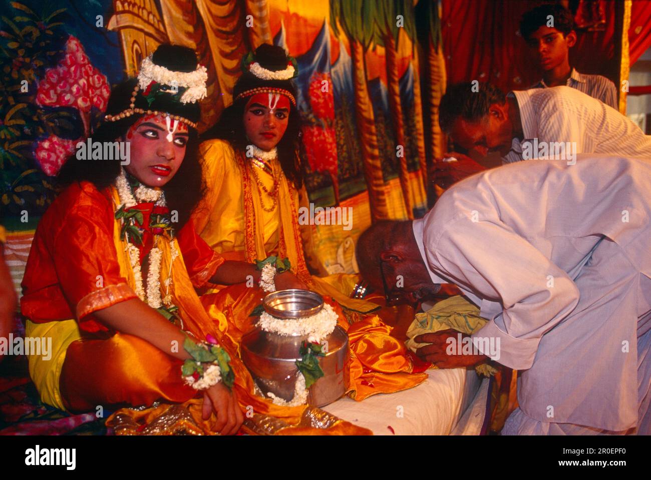 Sankat mochan temple varanasi hi-res stock photography and images - Alamy