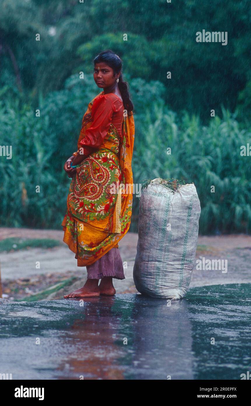 Bihari woman hi-res stock photography and images - Alamy
