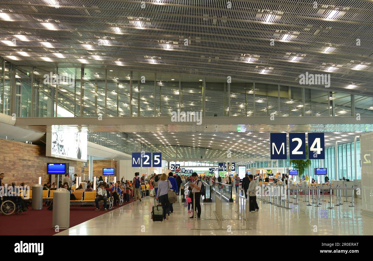 Charles de Gaulle Airport, Paris, France Stock Photo - Alamy