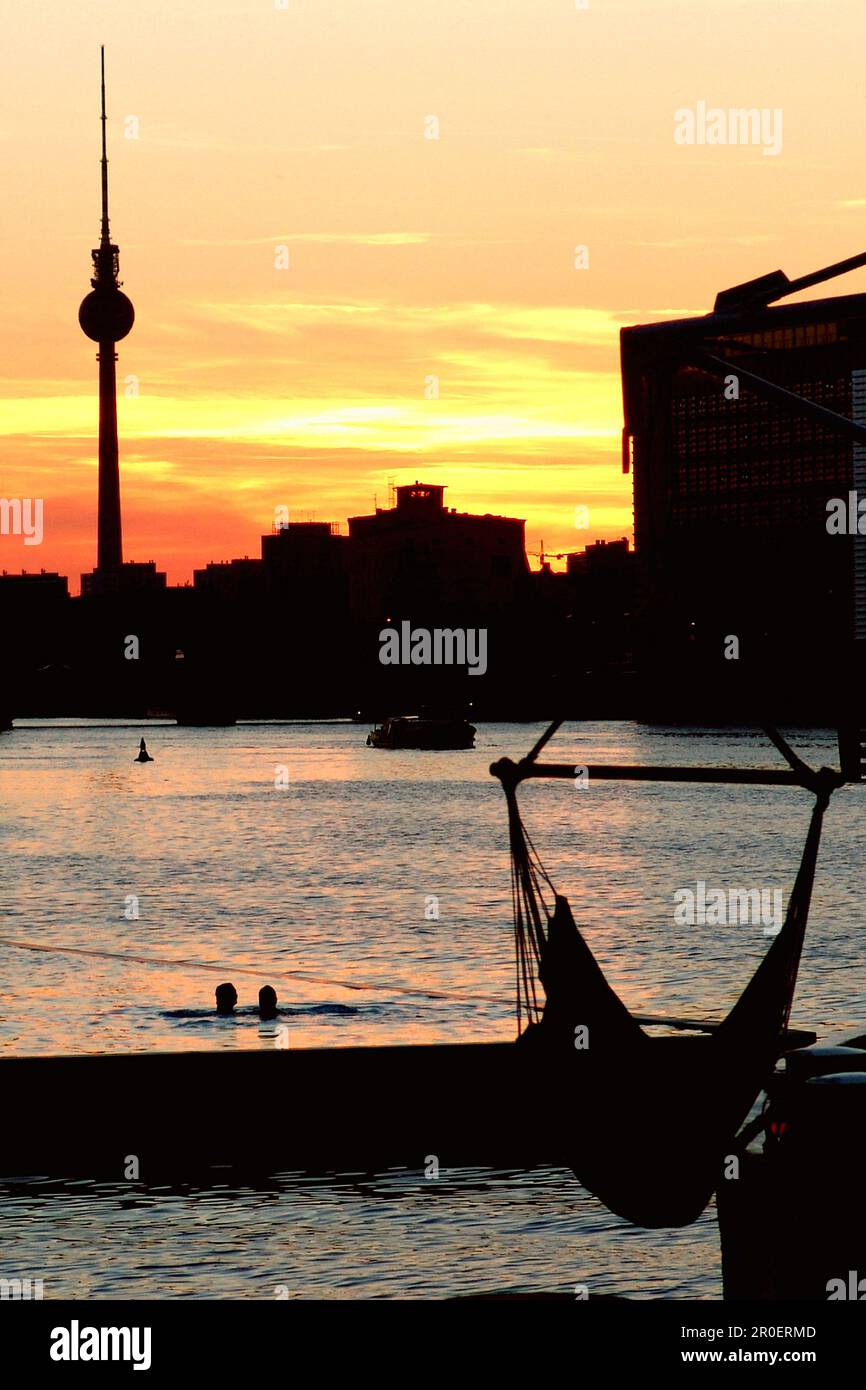 Human tower pool hi-res stock photography and images - Alamy