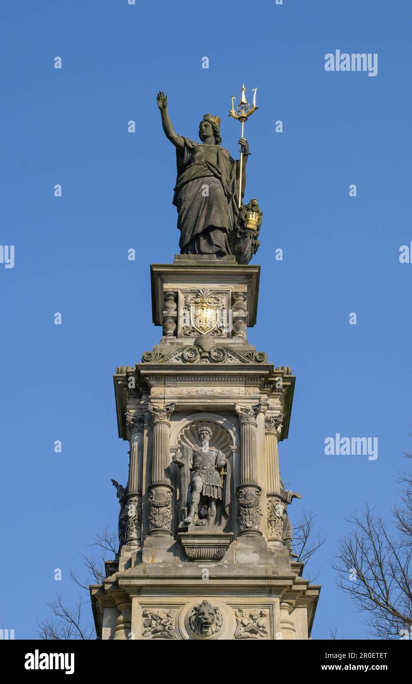 Female figure of Hansa, Hansabrunnen, Hansaplatz, St. Georg, Hamburg ...