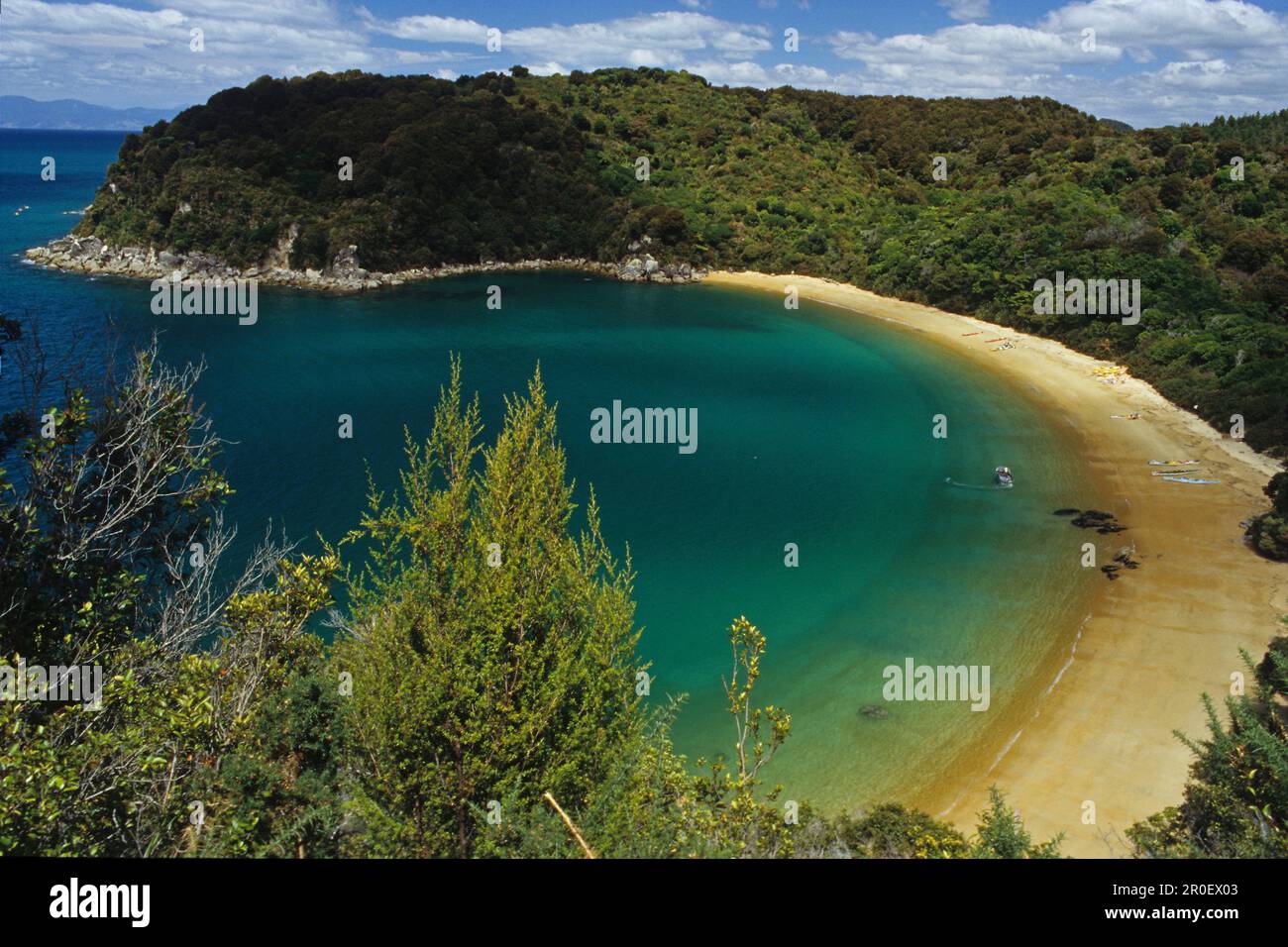 Mutton Cove, beach in a bay in the sunlight, Abel Tasman Coast Track ...