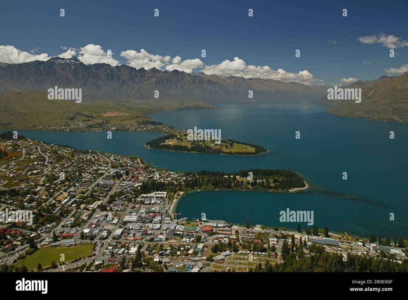 View from Bob's Peak, Queenstown, Above Queenstown Lake Wakatipu and ...