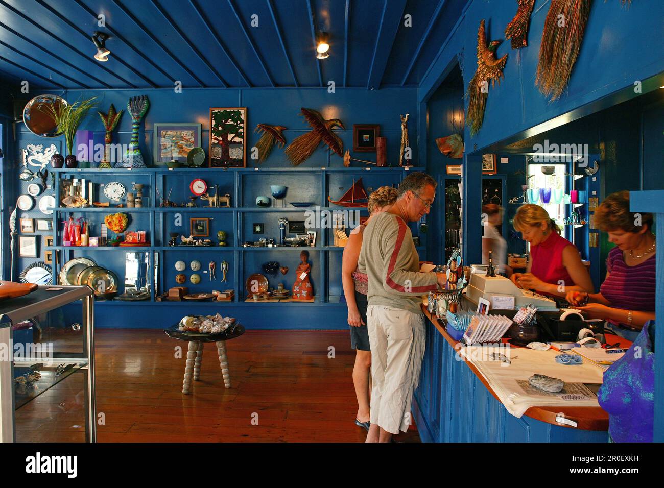 New zealand souvenir shop hi-res stock photography and images - Alamy