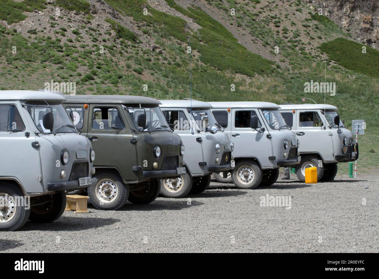 Russian minibus UAZ, Vulture Gorge, Oemnoe-Gobi, Mongolia Stock Photo ...