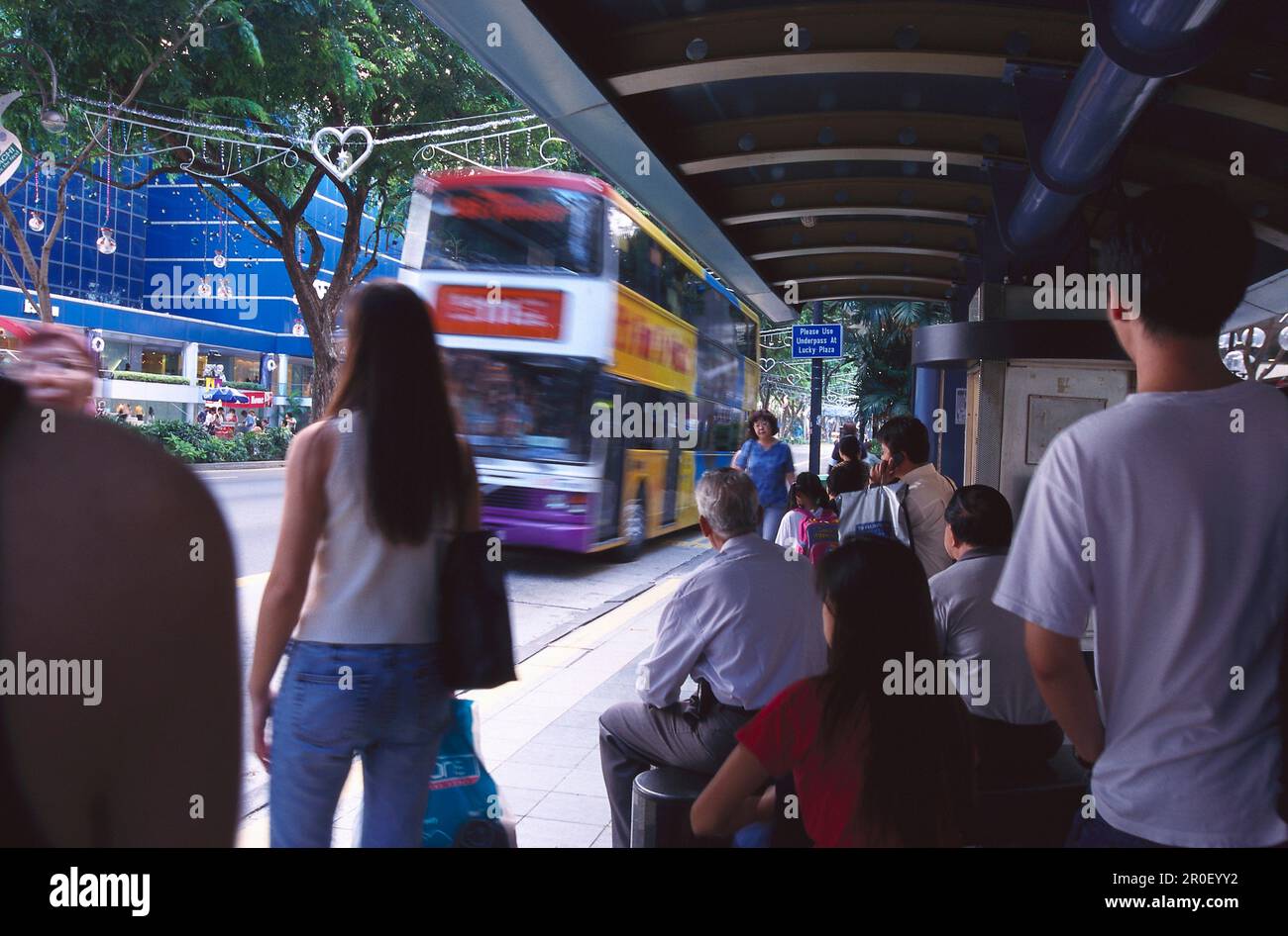 Bus station, Singapore Asia Stock Photo - Alamy