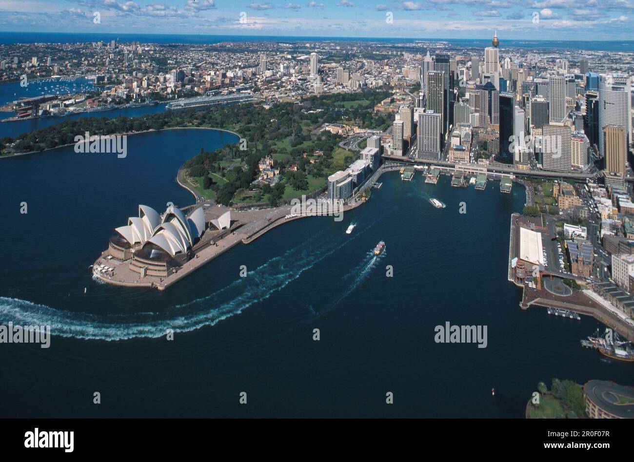 Sydney Opera House from the air, Sydney Opera House, architect Jørn ...
