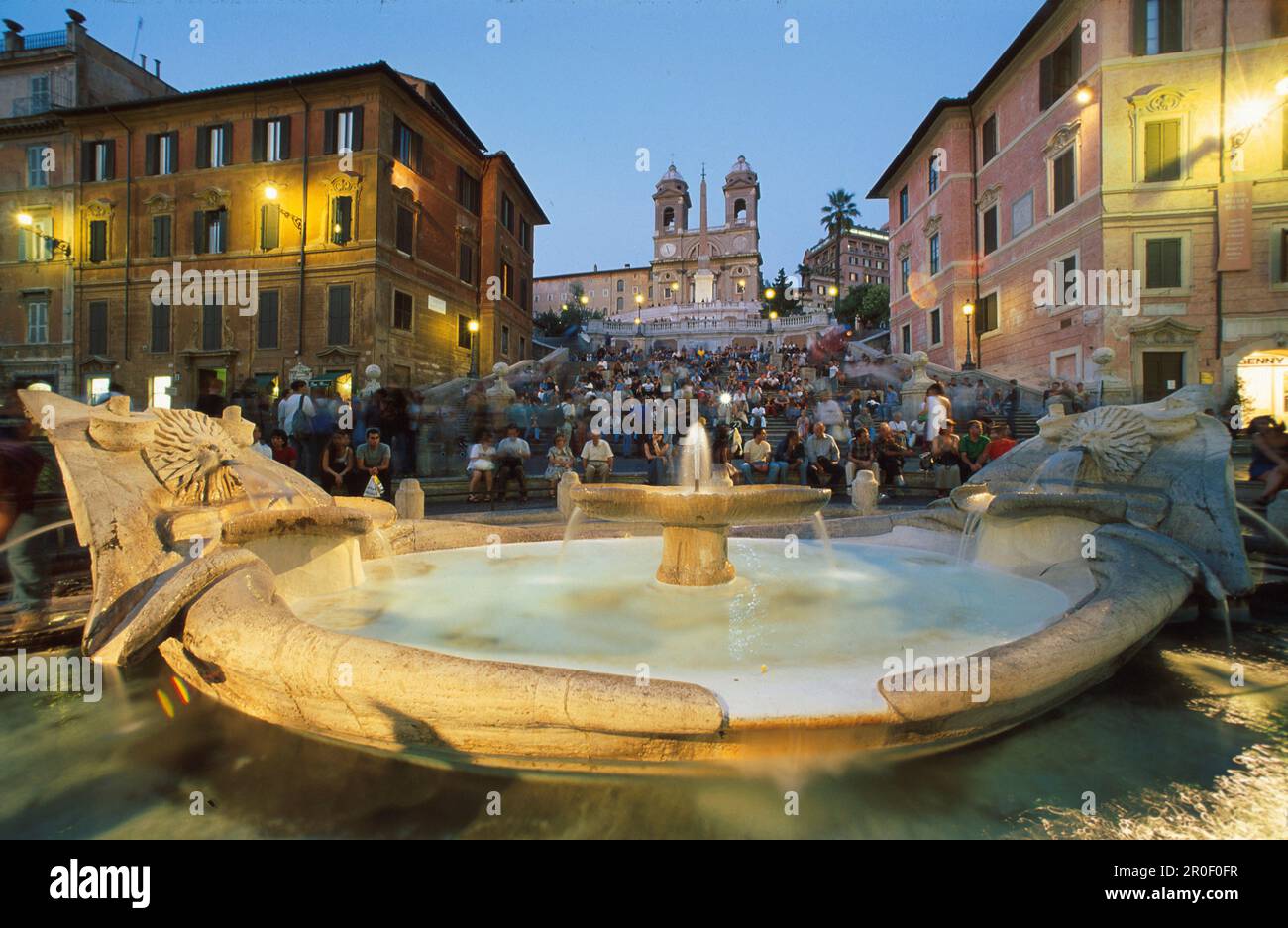 The spanish stairs with fountain in Rom, Italy Stock Photo - Alamy