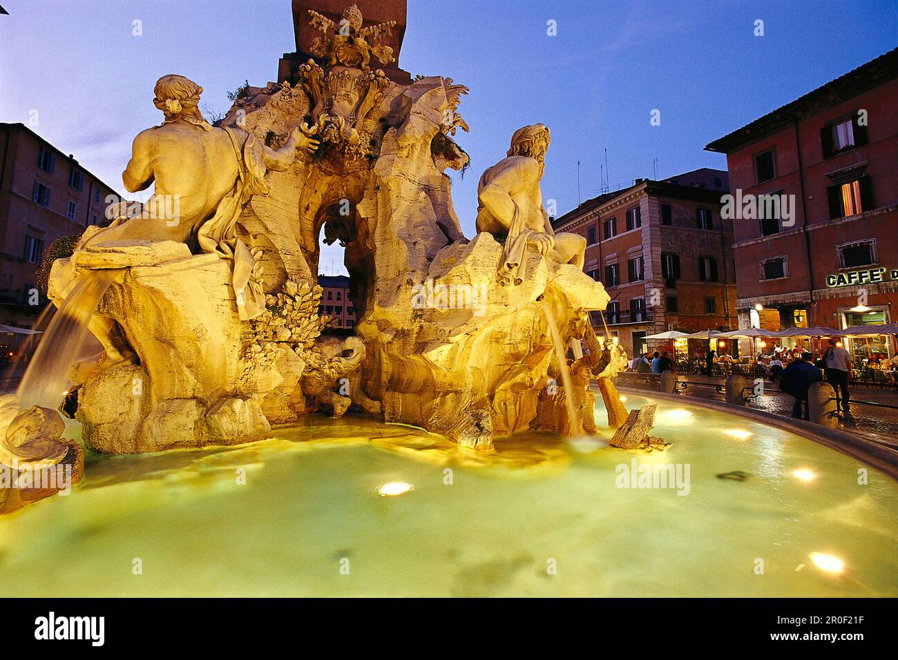 The piazza navona rom hi-res stock photography and images - Alamy