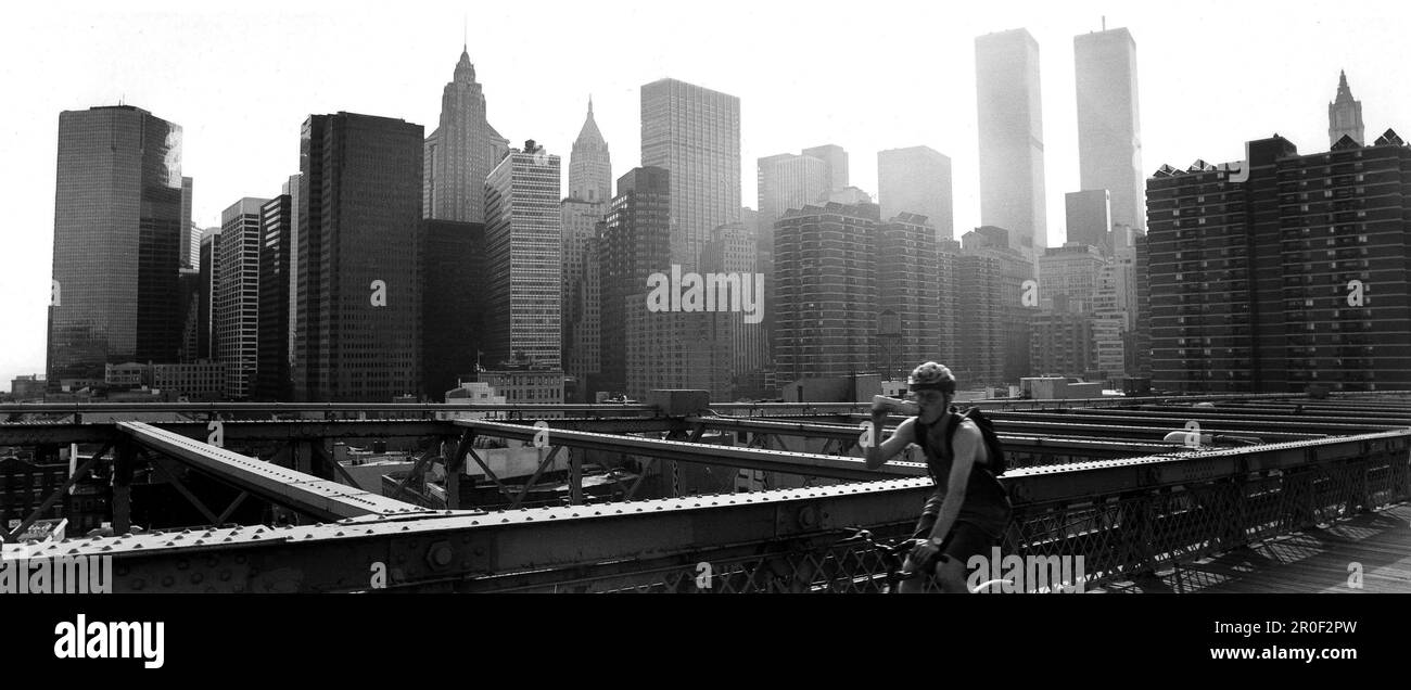 New York City, Brooklyn Bridge, skyline with World, USA, New York City ...