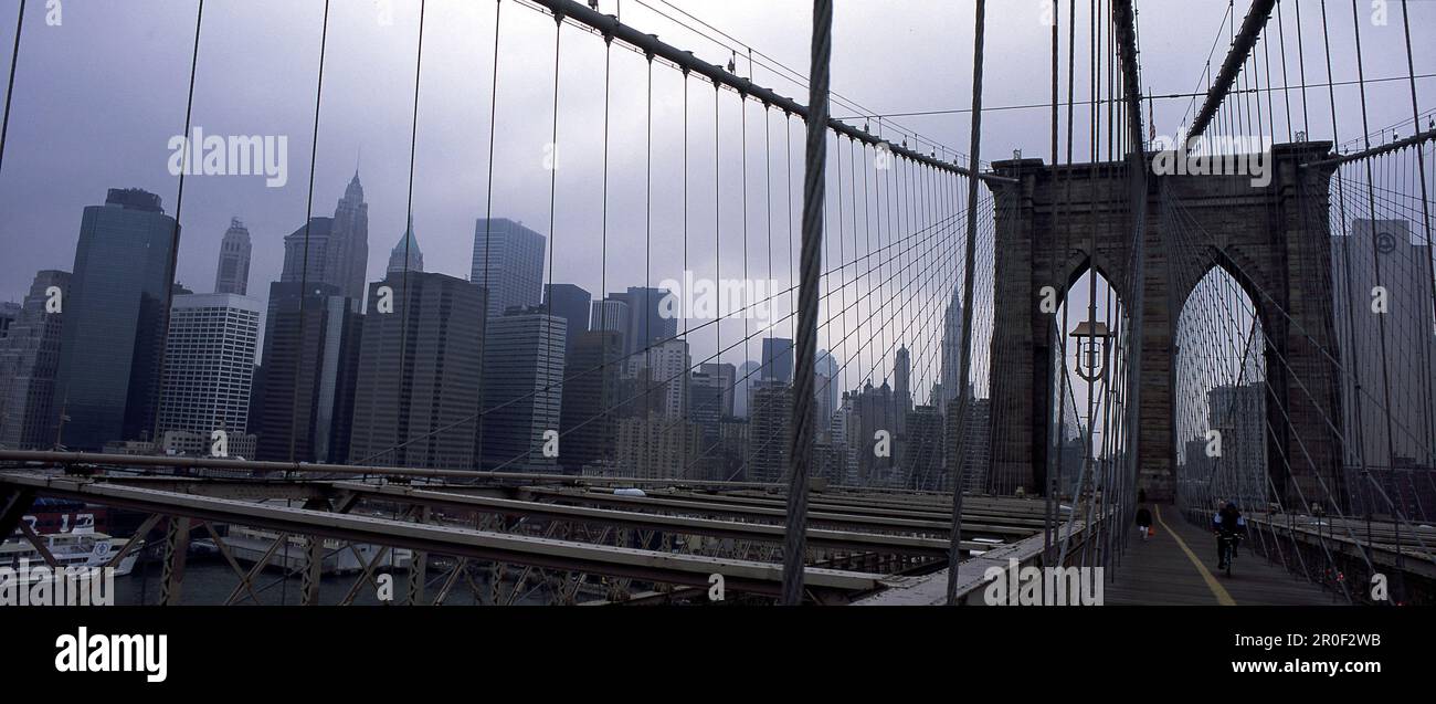 Brooklyn Bridge, USA, New York City, Brooklyn Bridge, Oktober ...