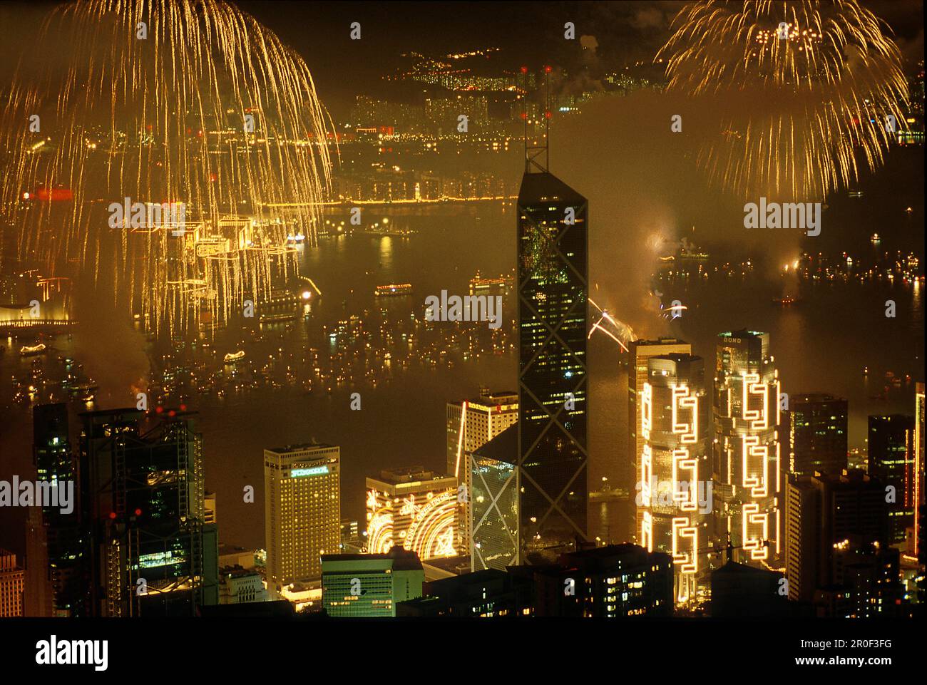 Hongkong fireworks hi-res stock photography and images - Alamy