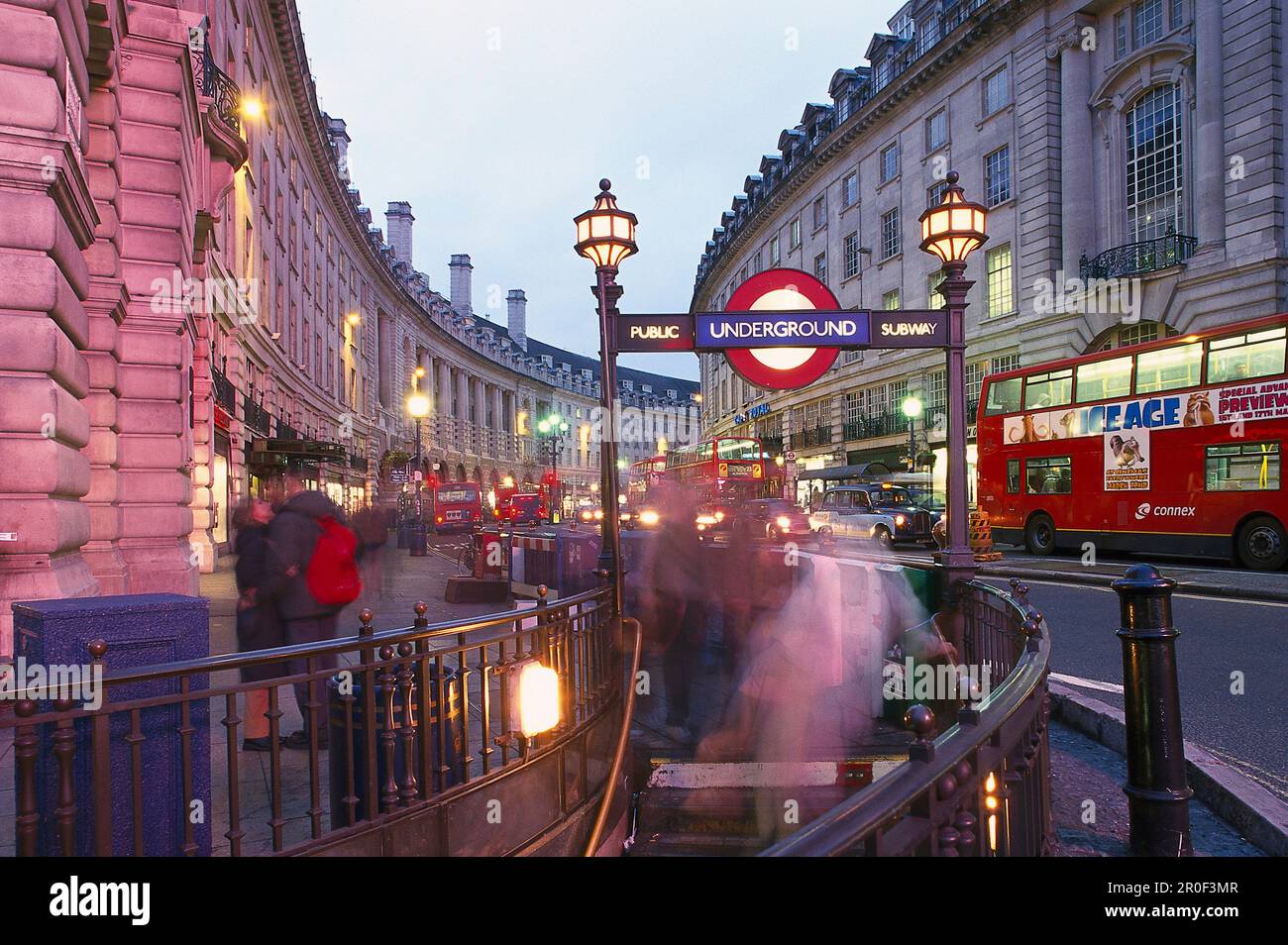 Regent Street at Piccadilly Circus, London, England, United Kingdom Stock Photo - Alamy