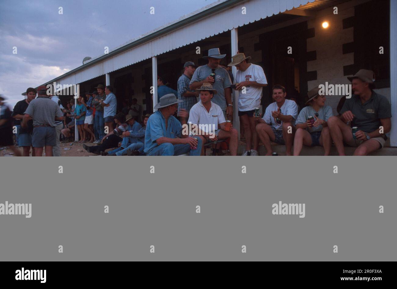 Birdsville Hotel, Pub, waehrend des Races, Birdsville Queensland ...
