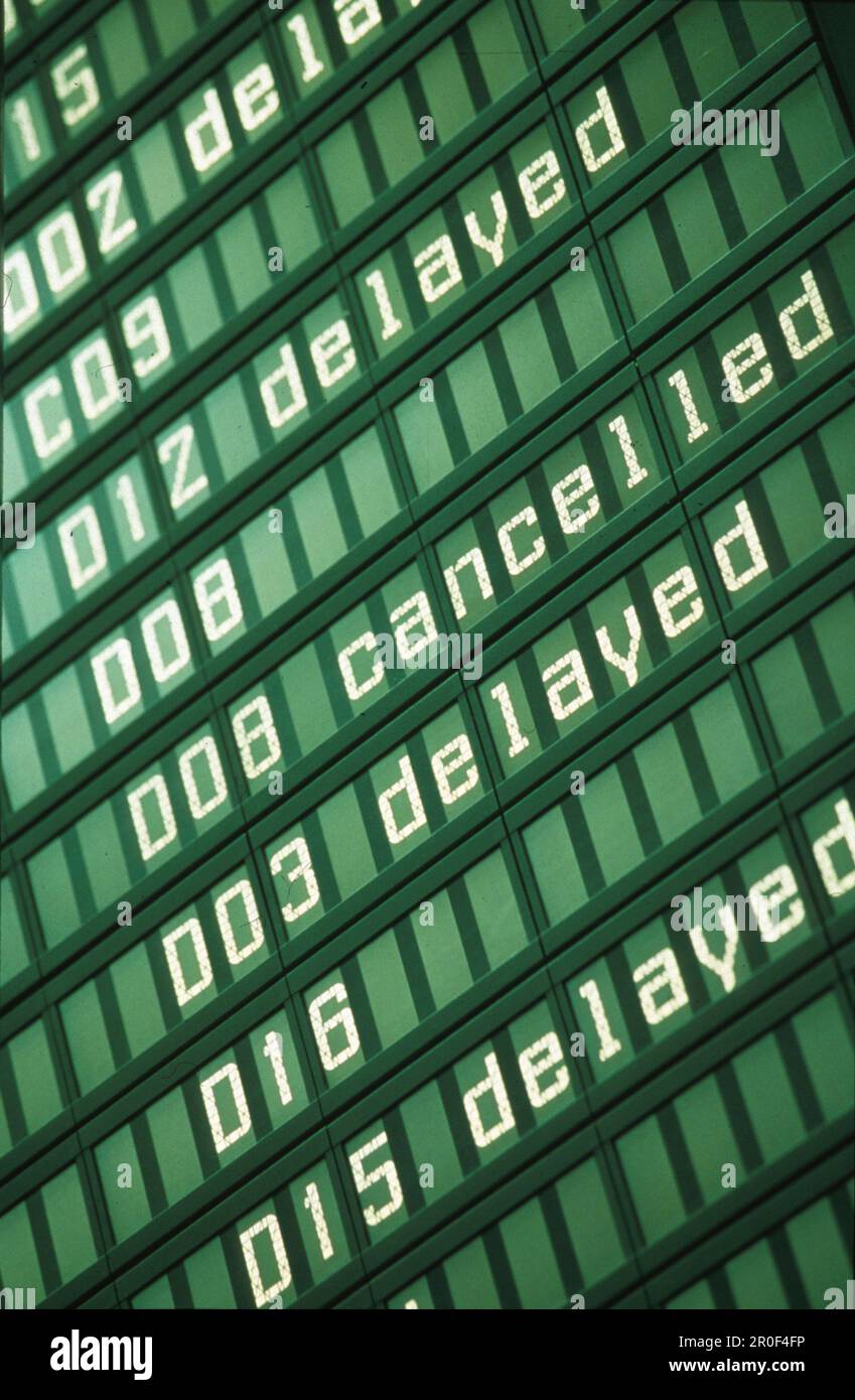 Airport depature board hi-res stock photography and images - Alamy