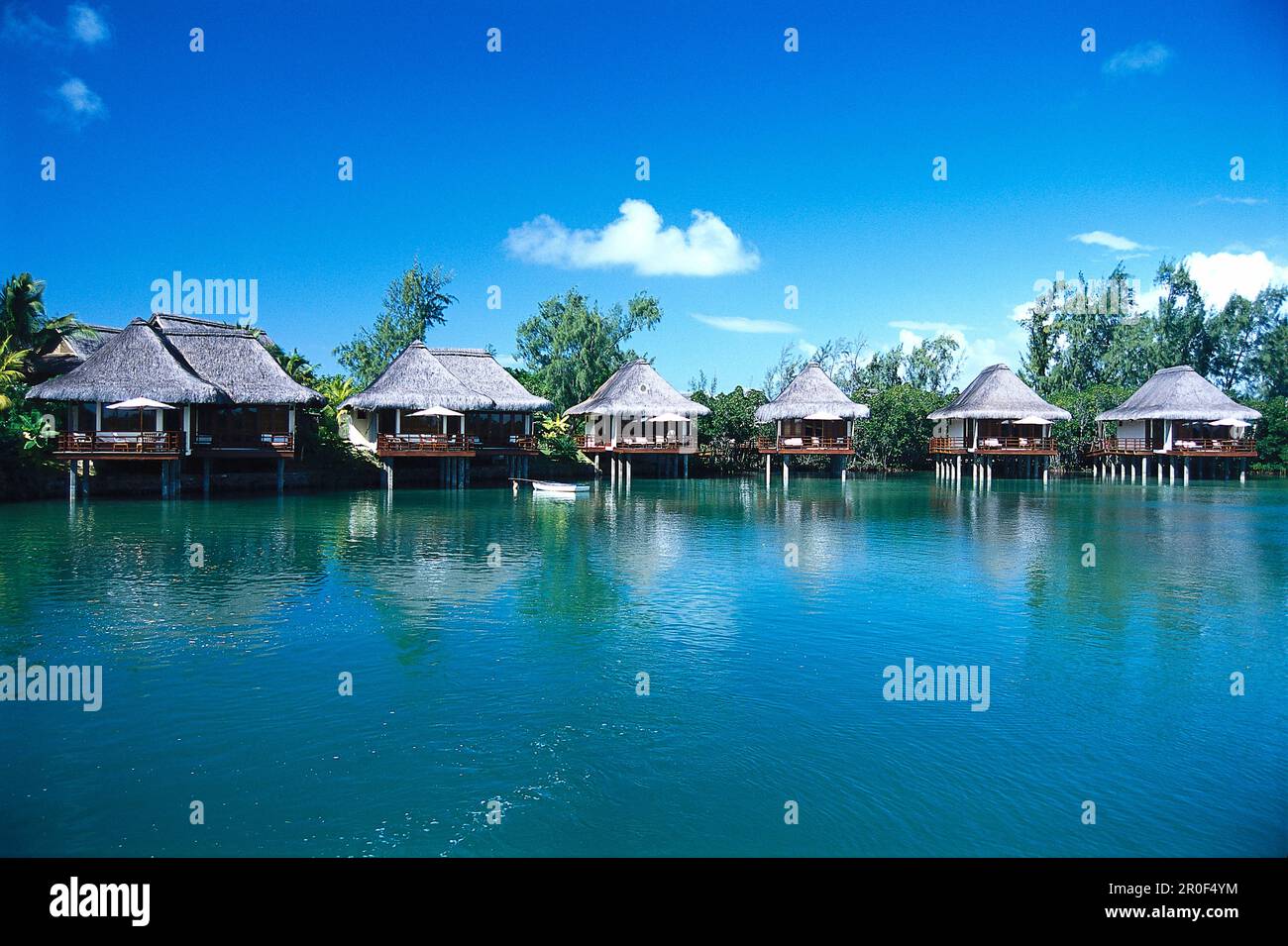 Resort bungalow mauritius hi-res stock photography and images - Alamy