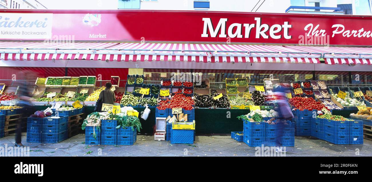 Turkish market in Schoneberg, Berlin, Germany Stock Photo - Alamy