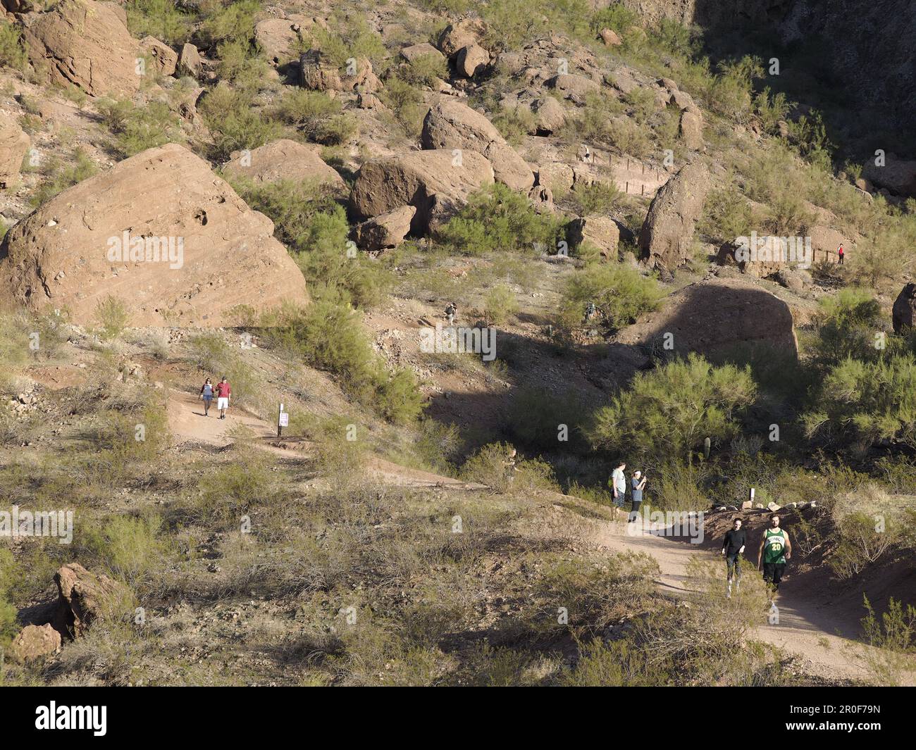 WALKERS ON TRAIL, CAMELBACK MOUNTAIN VIEW AND VISTA. TRAIL., PHOENIX ...