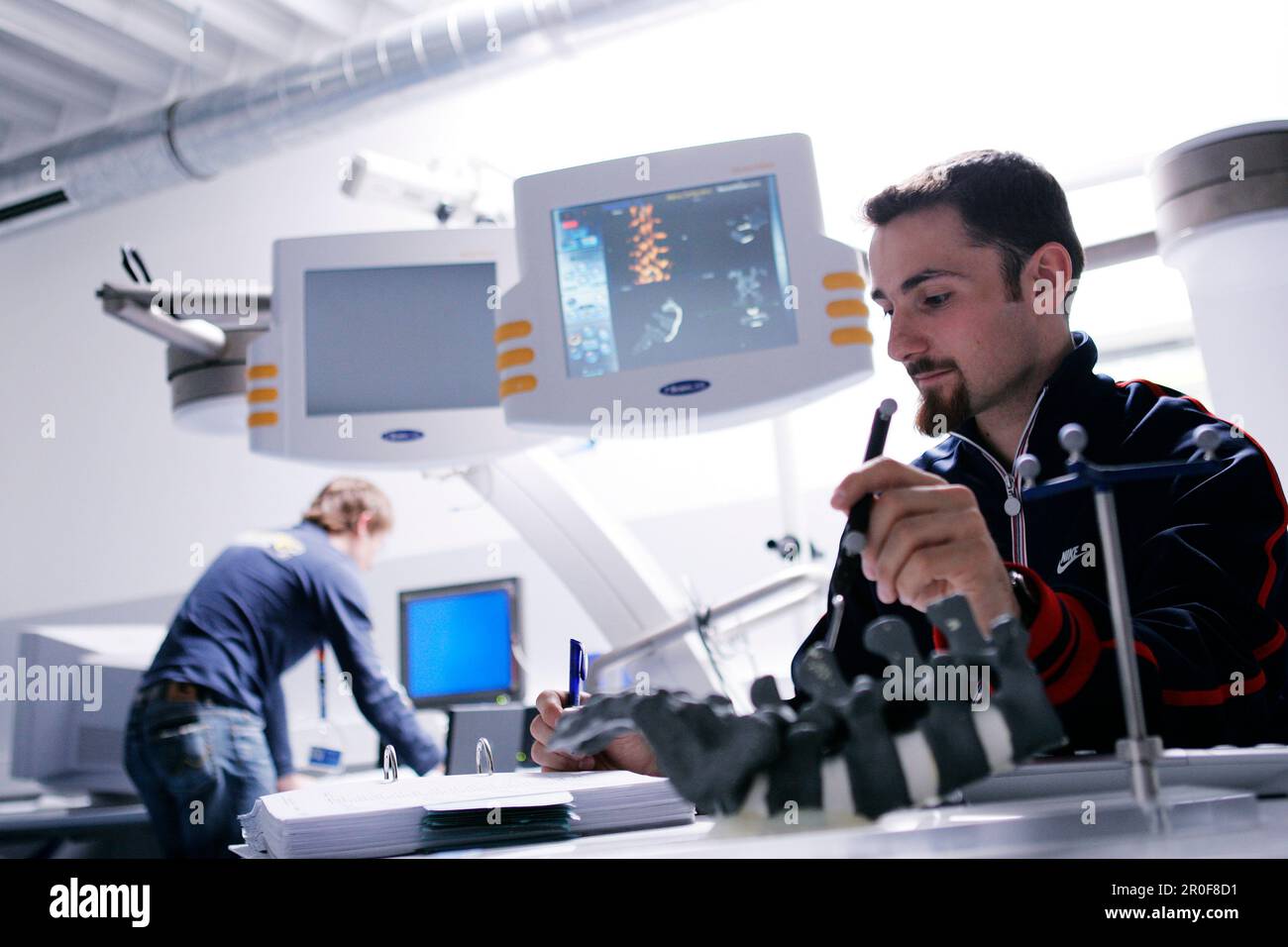 Brain Lab,Christoph Schenkel, Project Ingenieur for the backbone ...