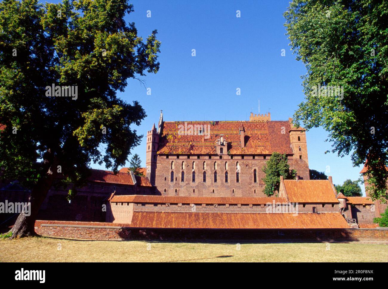 Castle in Malbork, Poland,Castle of the Teutonic Knights in Malbork ...