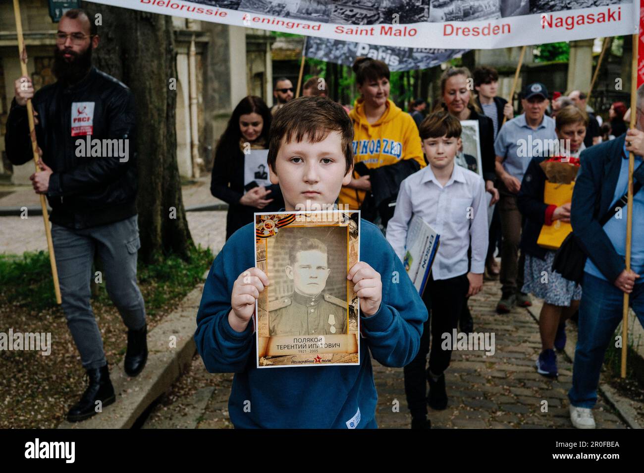 Jan Schmidt-Whitley/Le Pictorium - Immortal Regiment march in Paris - 8 ...