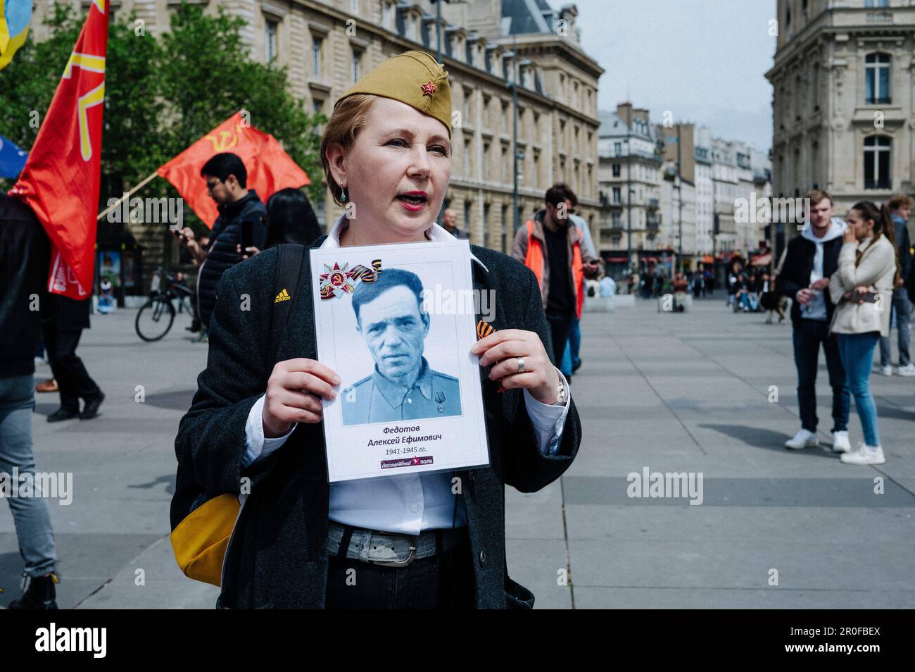 Jan Schmidt-Whitley/Le Pictorium - Immortal Regiment march in Paris - 8 ...