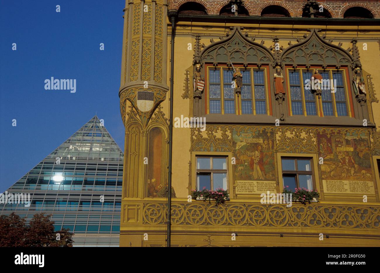 Central library and city hall, Ulm, Baden-Wuerttemberg, Germany Stock ...
