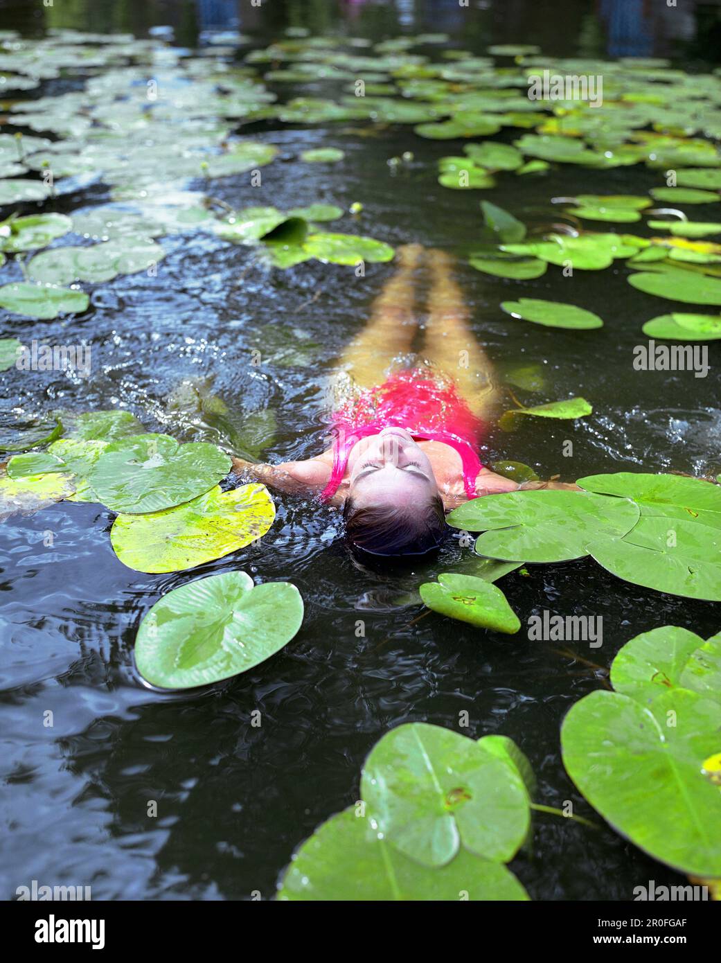 40 year old woman bathing suit hi-res stock photography and images - Alamy
