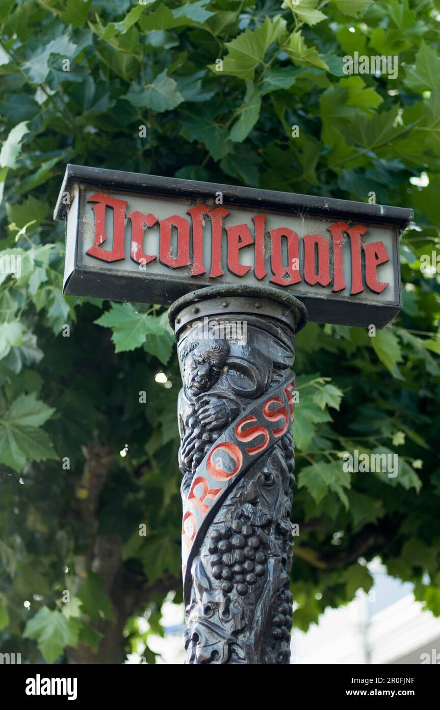 Street name sign Drosselgasse, Ruedesheim, Rheingau, Hesse, Germany ...