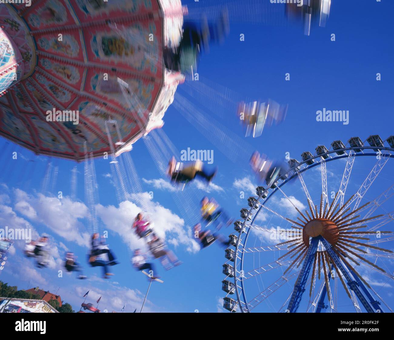 Chairoplane wheel oktoberfest hi-res stock photography and images - Alamy