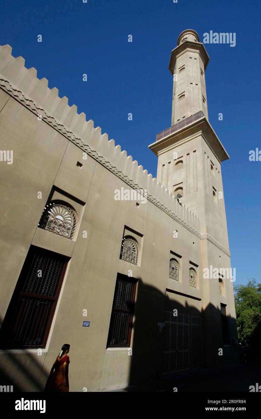 United Arab emirates Dubai, Bur Dubai, The Grand mosc ,indian women ...