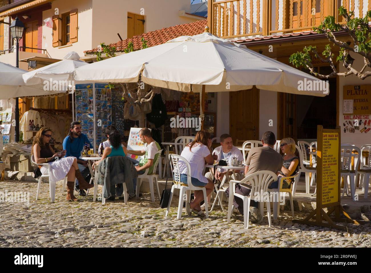 Omodos main square hi-res stock photography and images - Alamy