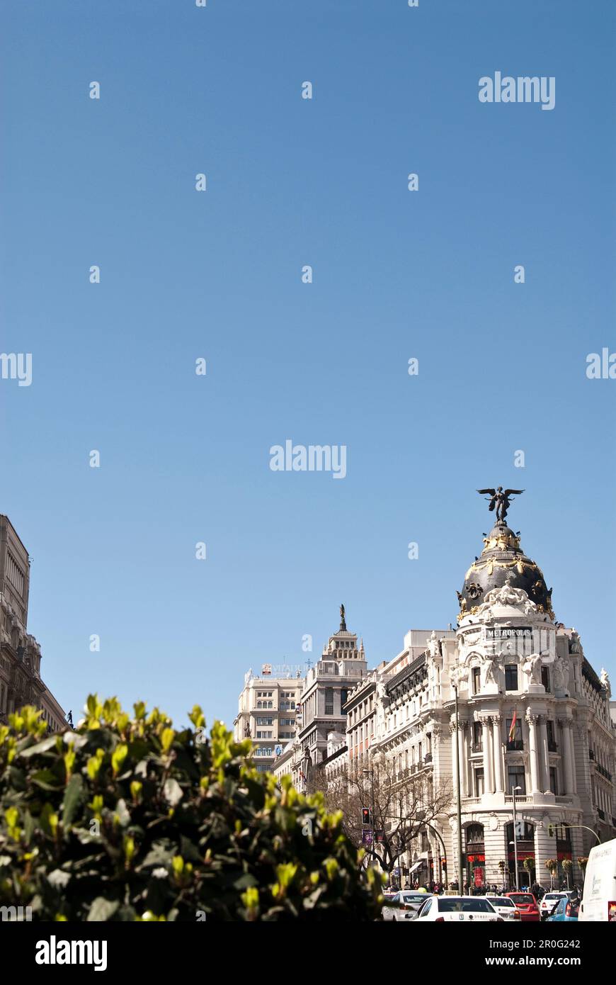 Metropolis Building, edificio metropolis, designed as an insurance ...