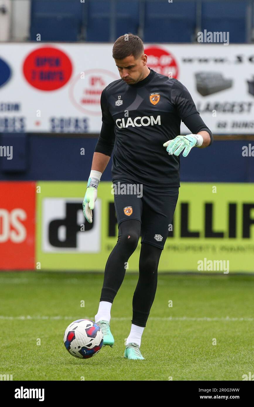 Karl Darlow #12 of Hull City warms up during the Sky Bet Championship ...