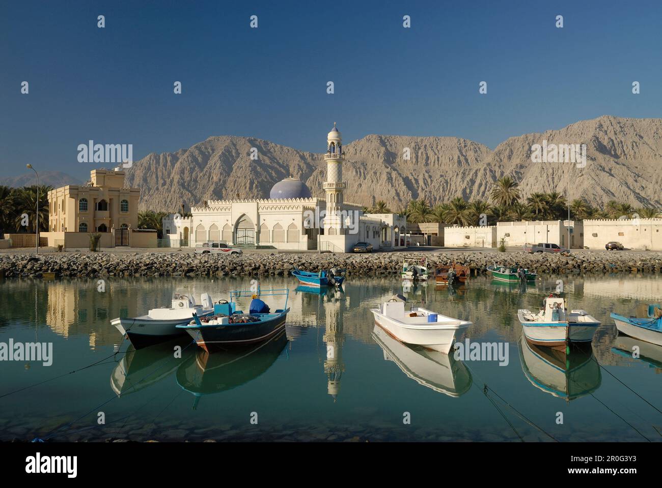 Khasab port hi-res stock photography and images - Alamy